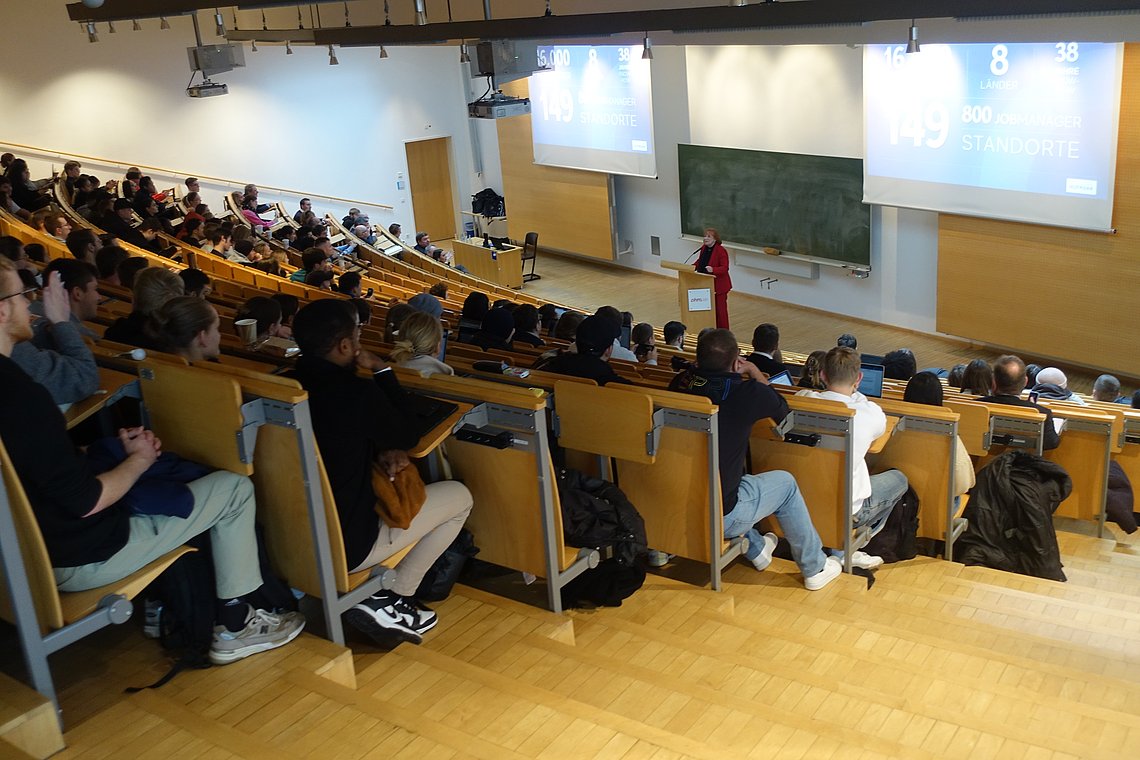 Leadership Lecture mit Ingrid Hofmann und Sonja Heinrich von I. K ...