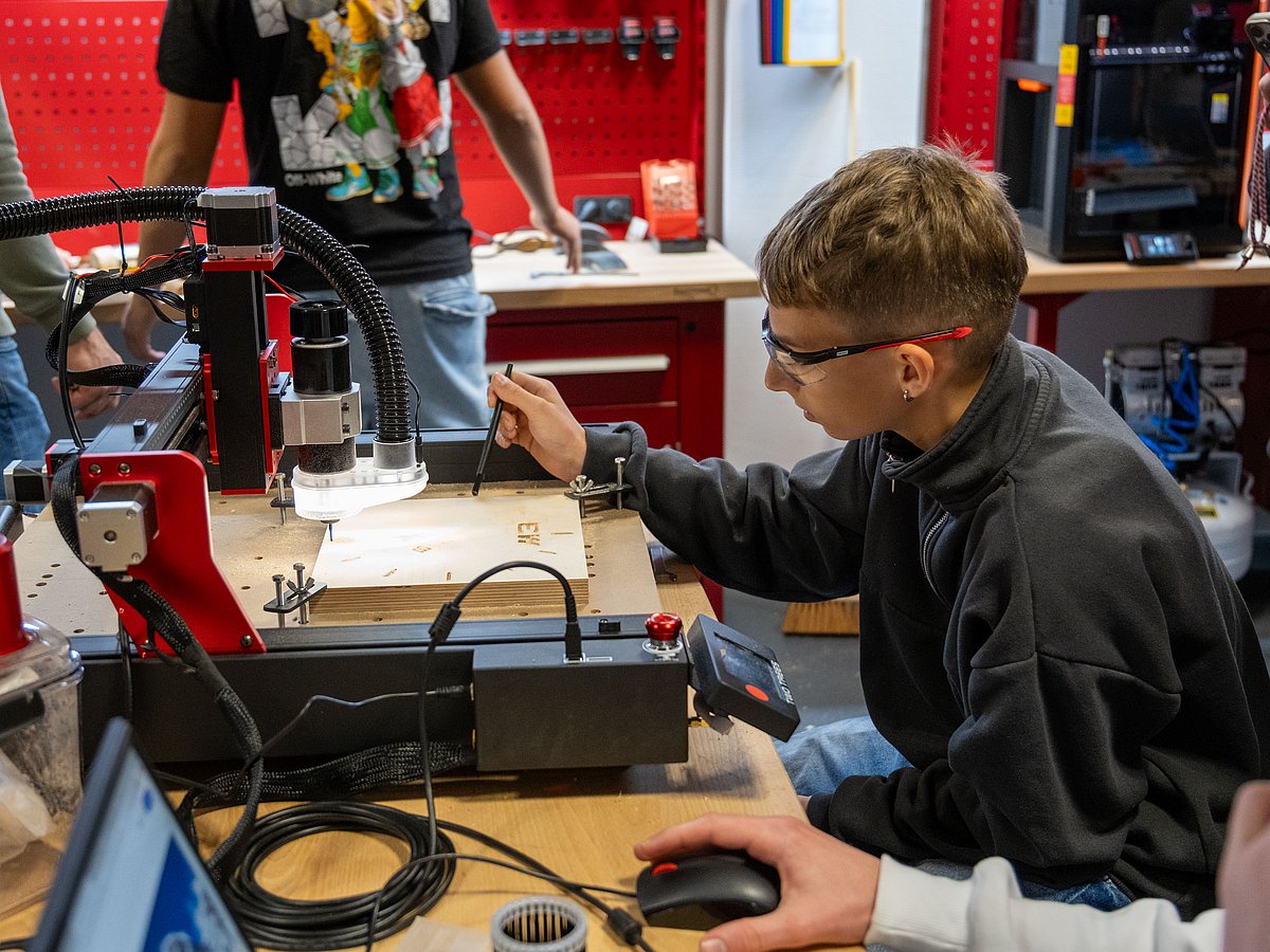 Ohm eröffnet Makerspace im TTZ-Stützpunkt Röthenbach – Technische ...